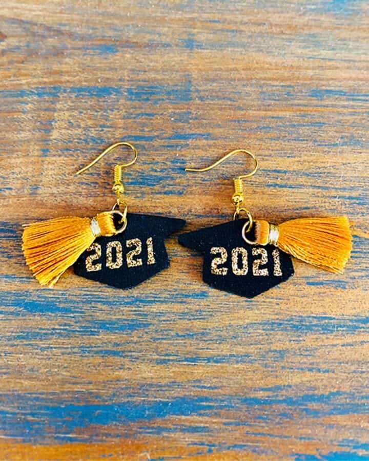 Cricut Jewelry Archives - Page 2 of 4 - Amy Romeu