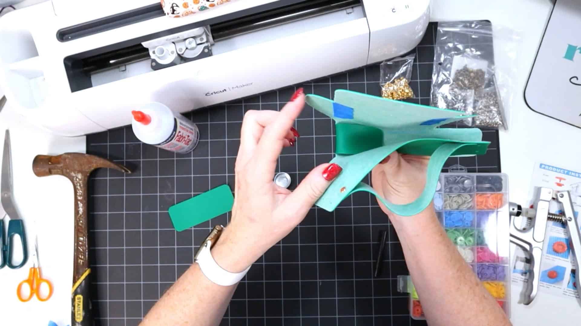 How to Make a Faux Leather Mini Purse with a Cricut - Amy Romeu