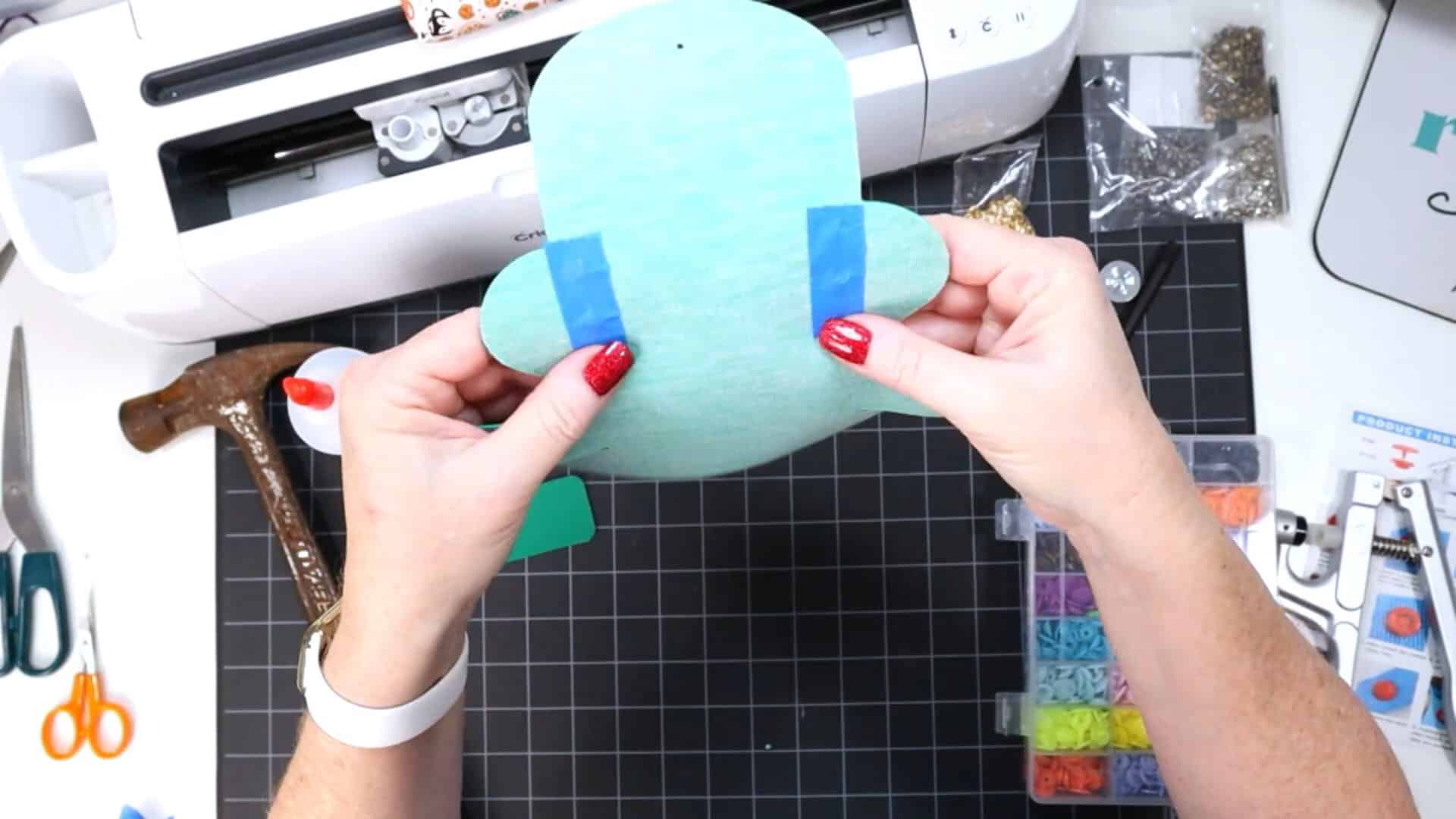 How to Make a Faux Leather Mini Purse with a Cricut - Amy Romeu