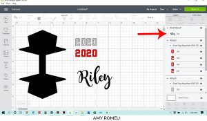 Graduation Keychain Cricut DIY - Amy Romeu