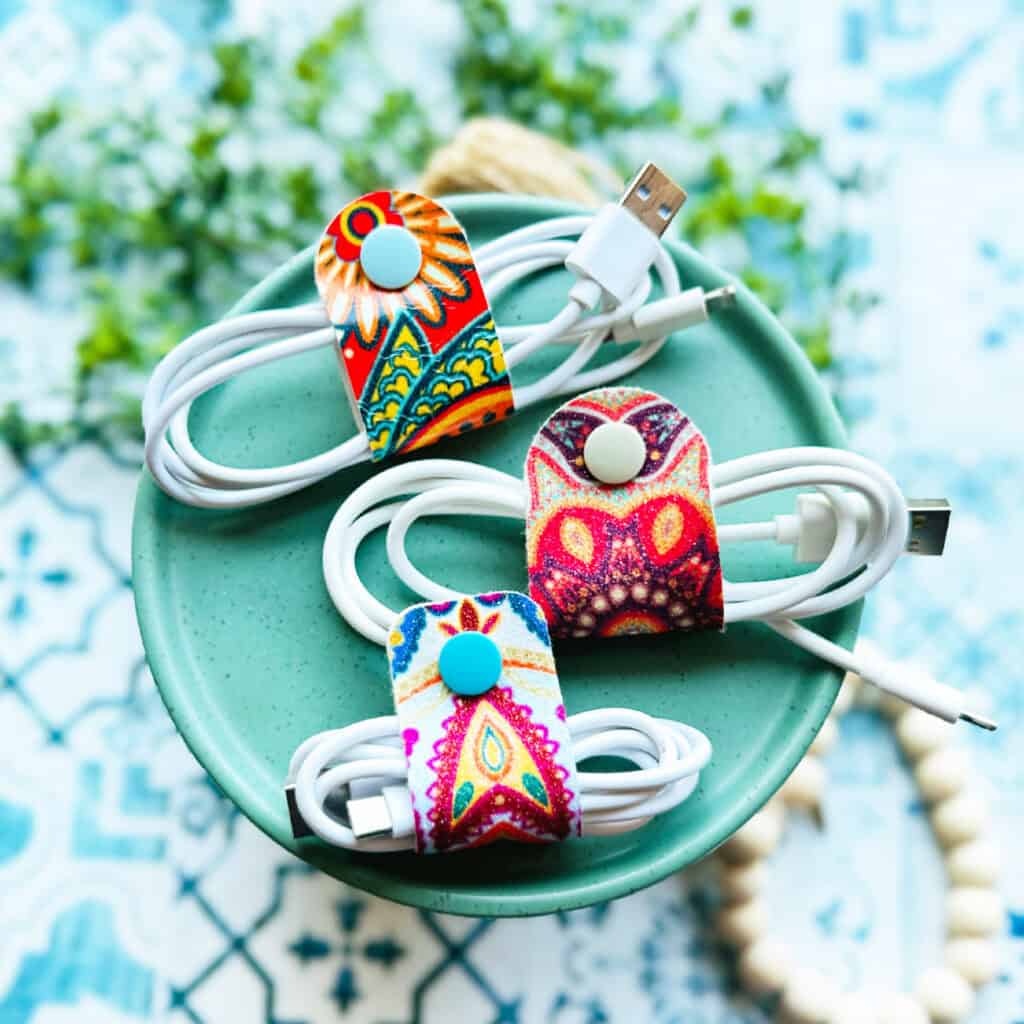 How to Sublimate Faux Leather Travel Cord Keepers - Amy Romeu