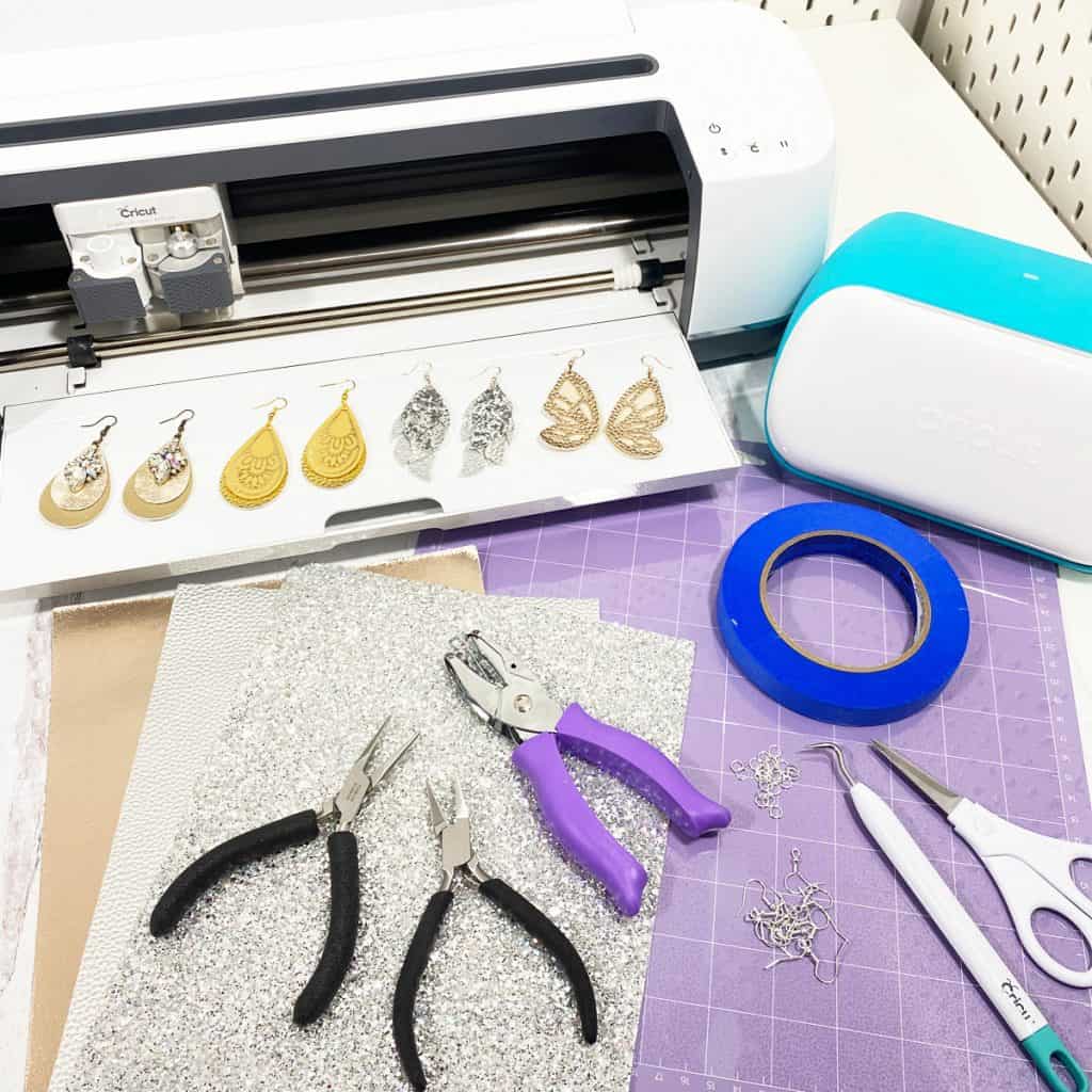 Easy Wood & Resin Earrings DIY - Amy Romeu